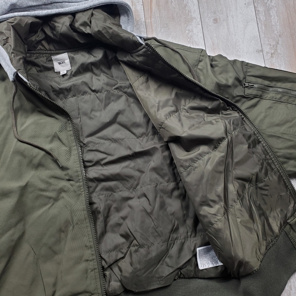 Vans | Jackets & Coats | Vans Check Boom Hooded Bomber Jacket Womens ...